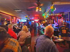 The Fling Cocktail Lounge